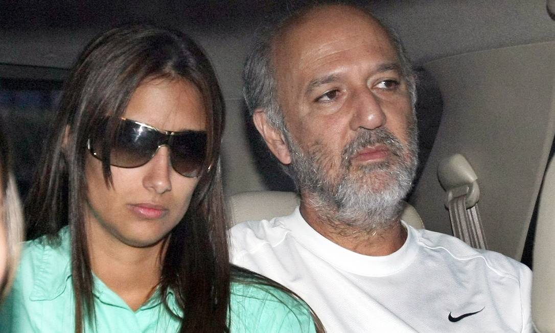 O passado de 'falcatruas' de Arruda volta a assombrar Flávia que teve ...